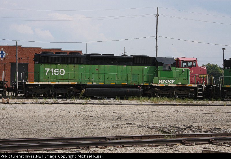 BNSF 7160